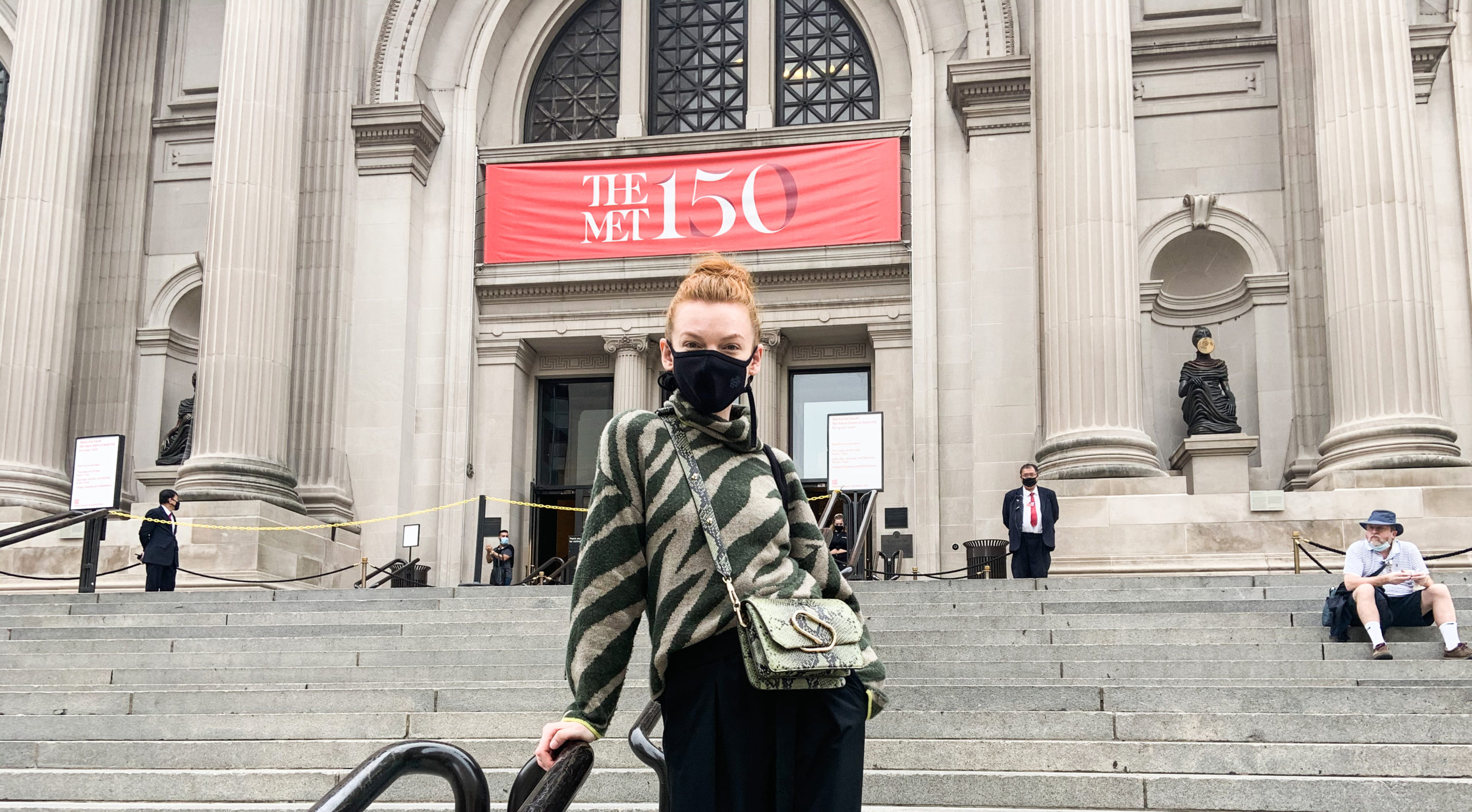 10 Strangers, 10 Artworks, 10 Images – Artyszka in NYC